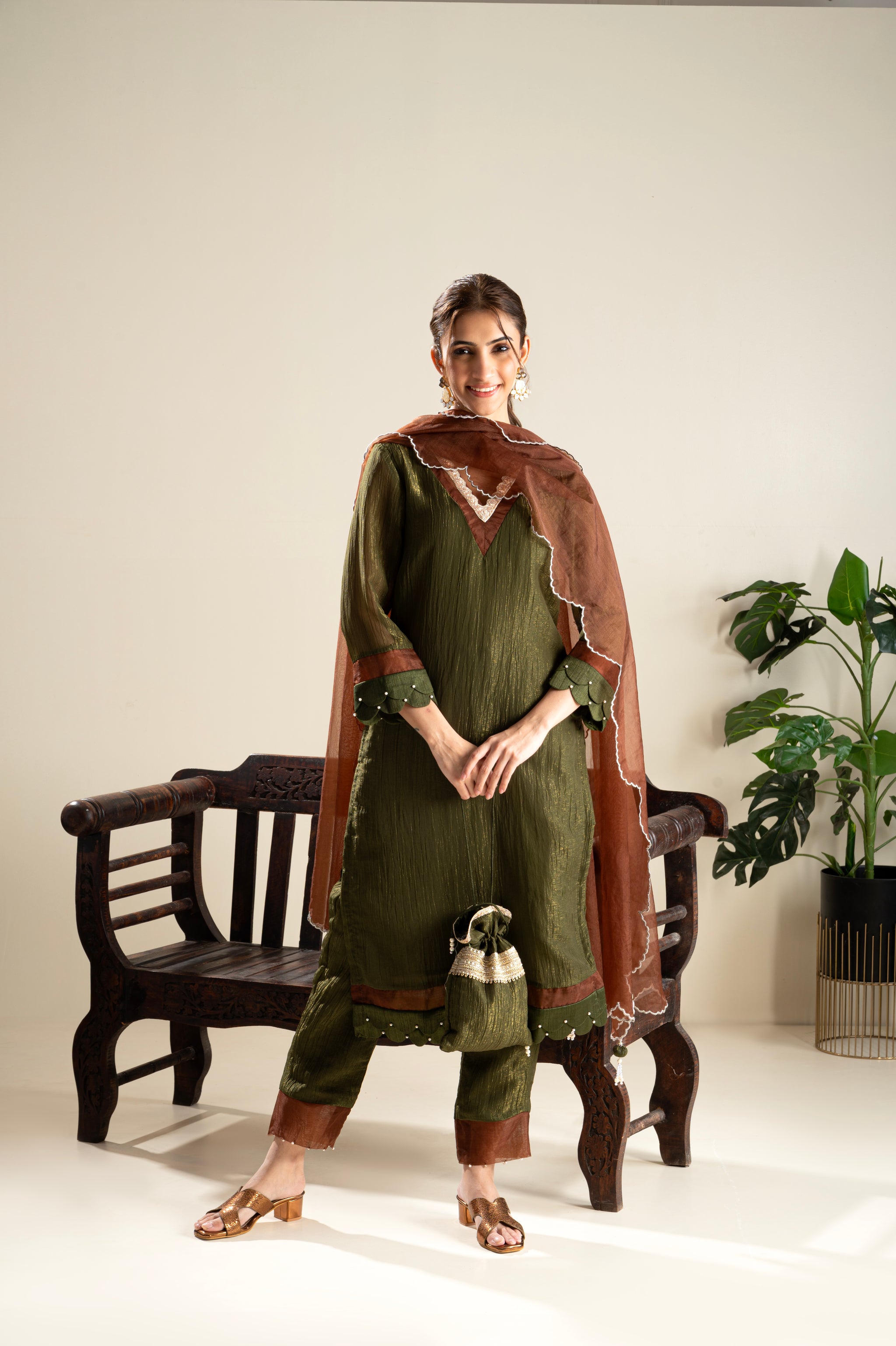 Chinar-Oak Green Suit Set – Sitarah