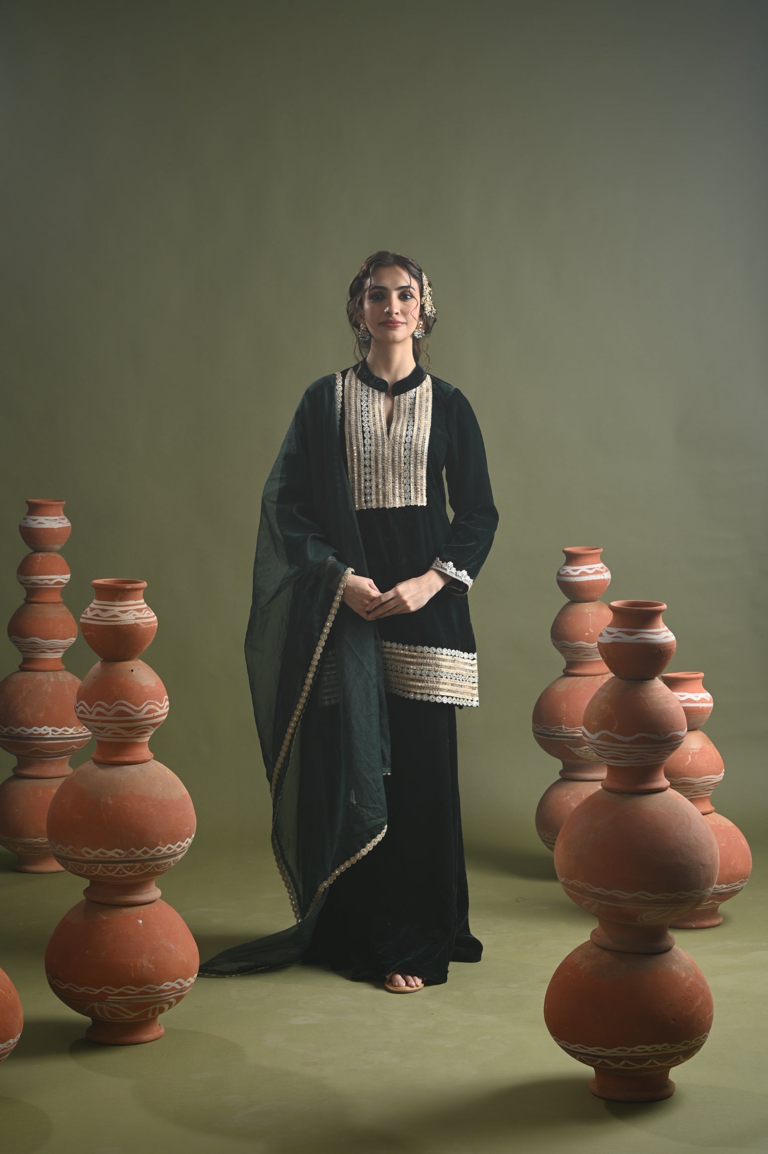 Rimsha -Bottle Green Velvet-Garara Suit Set – Sitarah